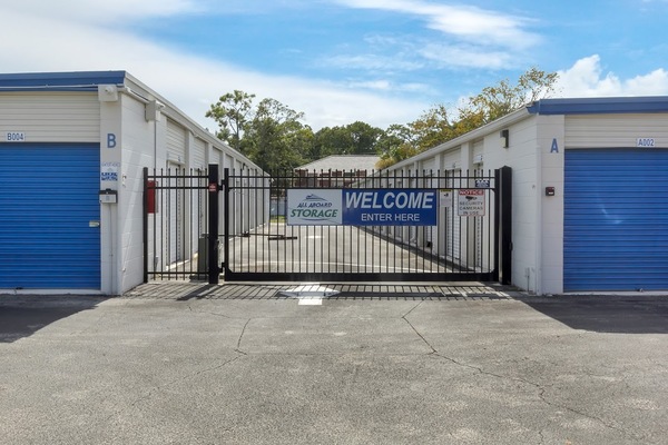 All Aboard Storage - Yonge Depot
